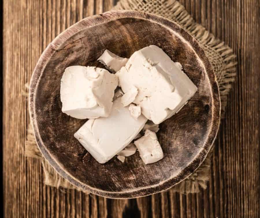 A Beginners Guide to Baking with Yeast - Veena Azmanov Kitchen