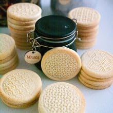 Best Stamped Shortbread Cookies Recipe (No Spread, Easy) - Veena ...