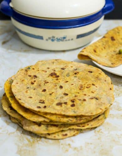 Easy Pita Bread Recipe - Veena Azmanov