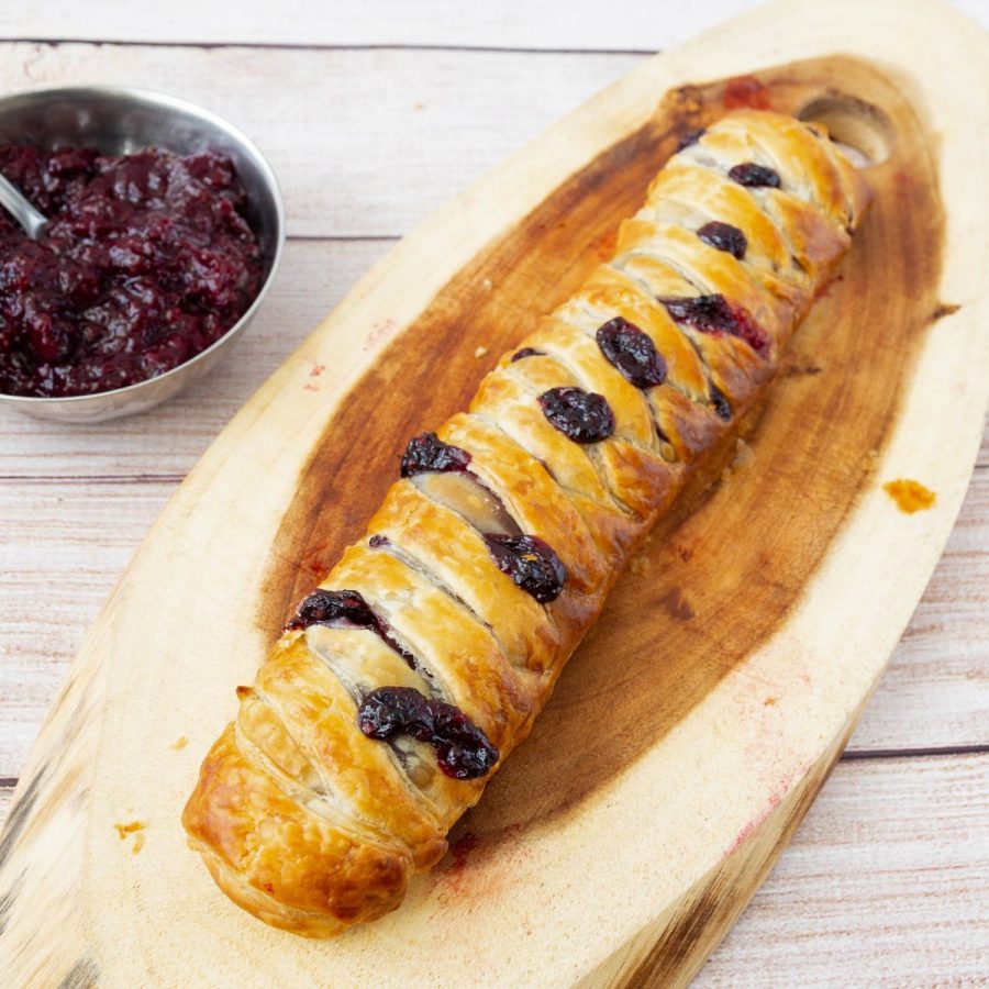 Braided Puff Pastry: A Delicious and Elegant Dessert - Veena Azmanov ...
