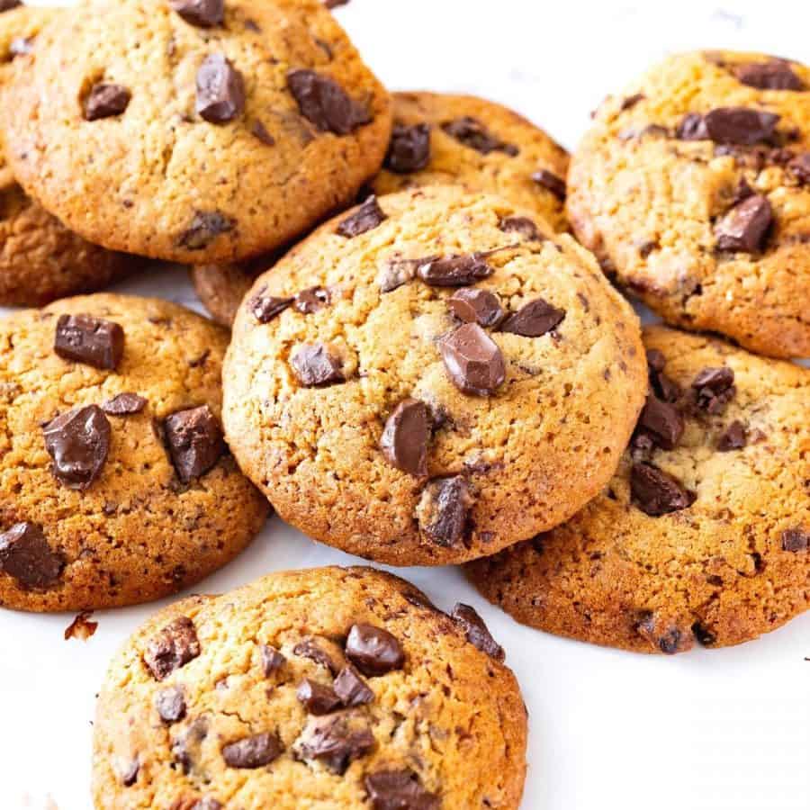 Chocolate Chunk Cookies - Soft Chewy and Chocolaty - Veena Azmanov Kitchen