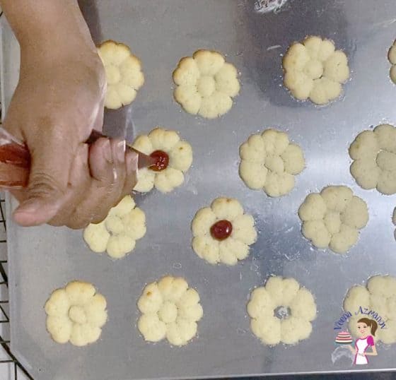 Jam Spritz Cookies – Easy Buttery Cookies with Jam Centers - Veena ...