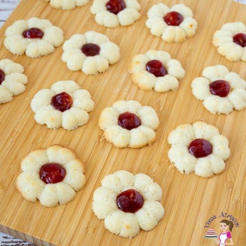 Delicious Jam Spritz Cookies: A Twist on Christmas Spritz Cookies ...