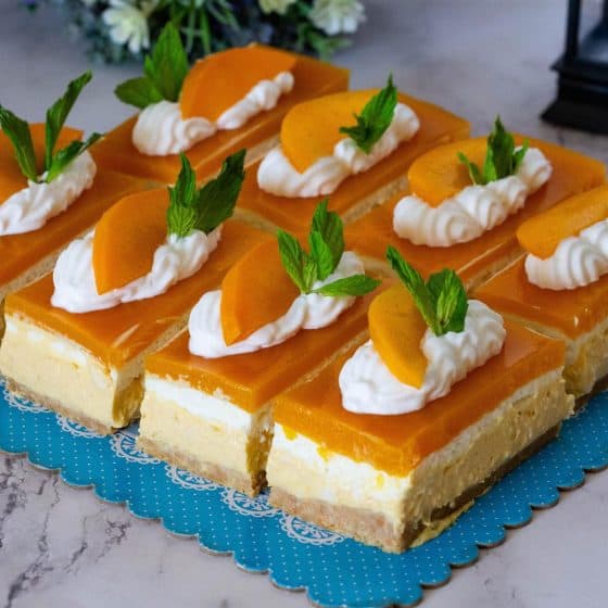 How to Make Clear Neutral Glaze or Gelatin Glaze Recipe - Veena Azmanov ...