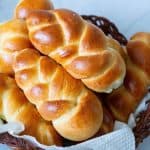 The Ultimate Sourdough Mini Challah Dinner Rolls Guide - Veena Azmanov ...