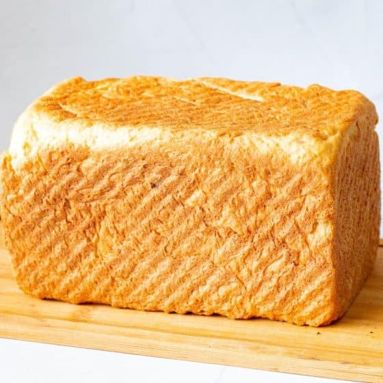 Sourdough Pullman Loaf (Pain de Mie) – Easy Sandwich Bread - Veena ...