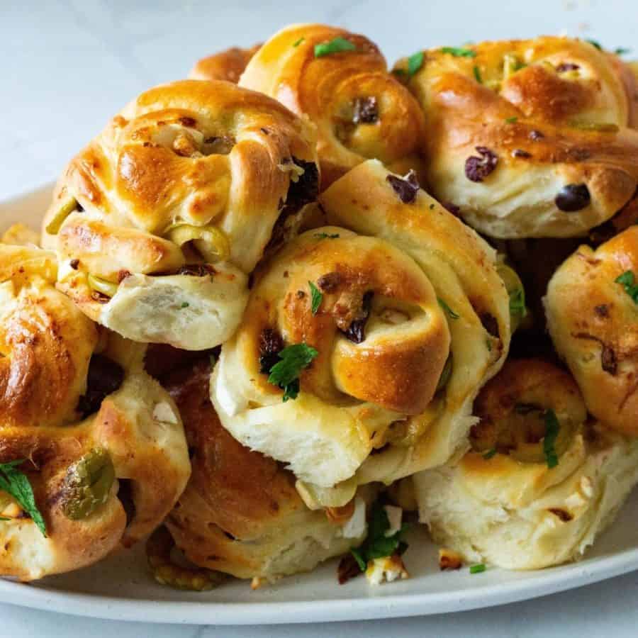Make Feta Olive Garlic Rolls: A Savory Delight - Veena Azmanov Kitchen