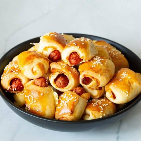 Mini Sausage Rolls: The Perfect Treat for Any Occasion - Veena Azmanov ...