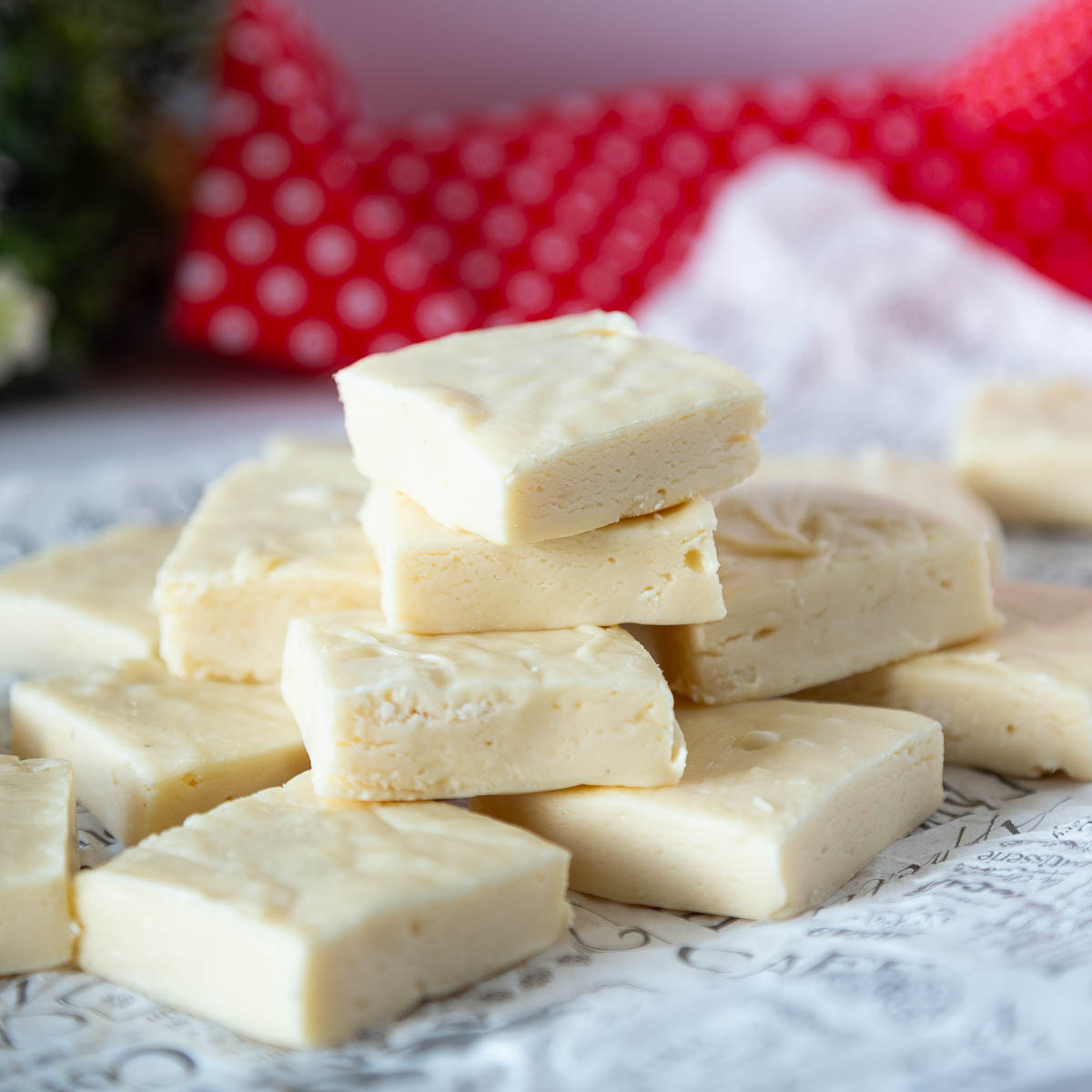 Delicious Marshmallow Fudge: The Perfect Twist - Veena Azmanov Kitchen