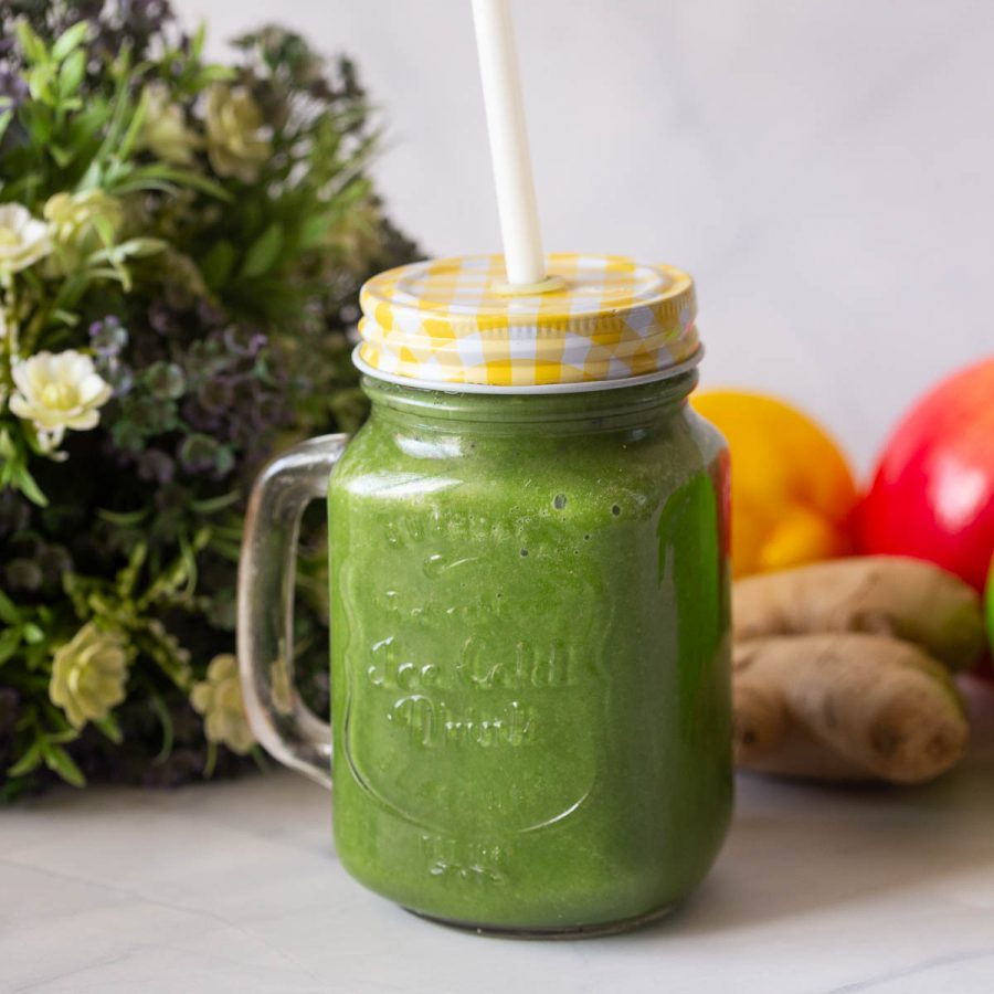 Delicious Detox Green Smoothie Recipes for Clean Eating - Veena Azmanov ...