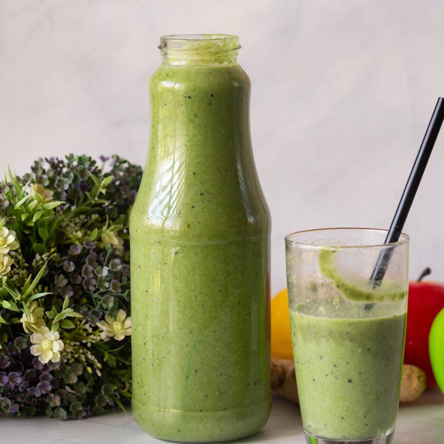 Delicious Detox Green Smoothie Recipes for Clean Eating - Veena Azmanov ...