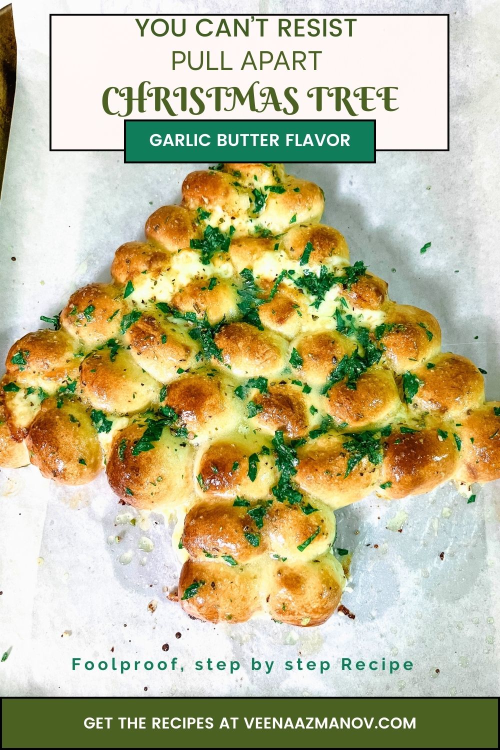 Cheesy Christmas Tree Pull-Apart Bread (Garlic Butter) - Veena Azmanov ...